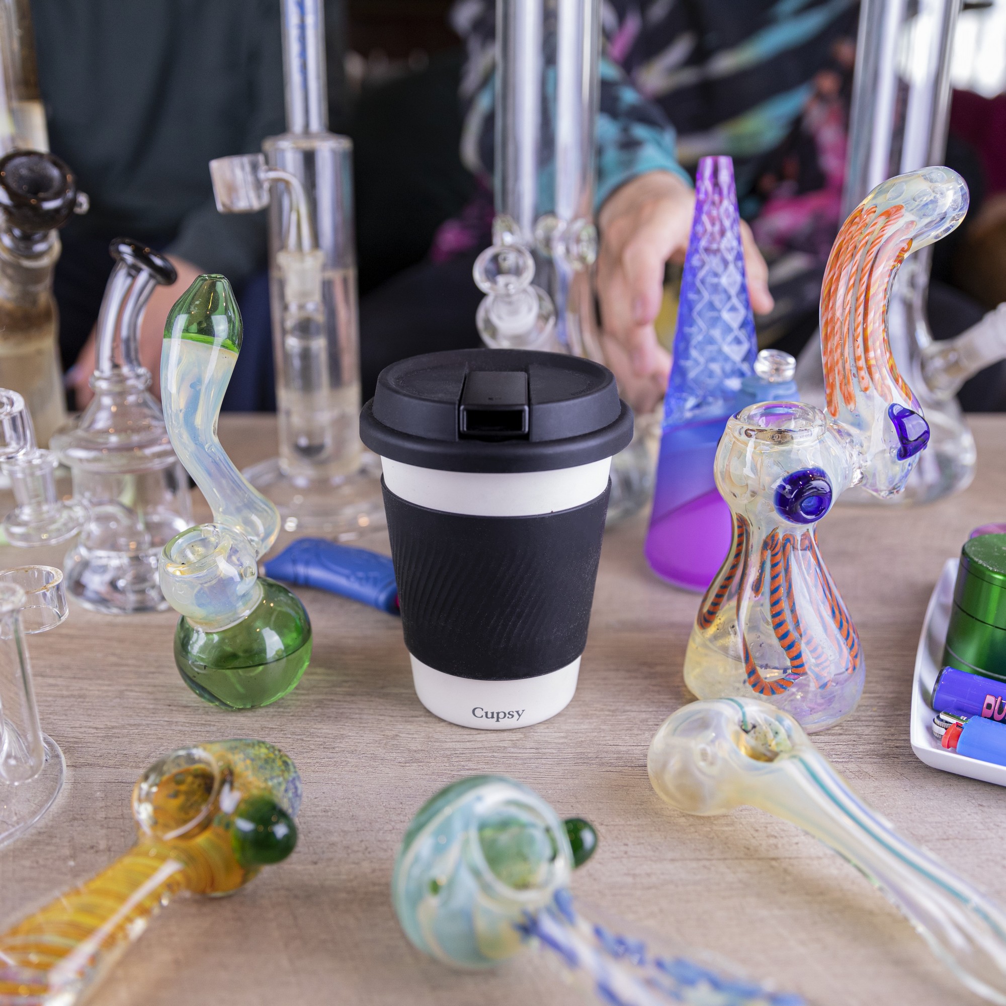 Puffco Cupsy Water Pipe, thc, dry herb, flower, bong, waterpipe ...